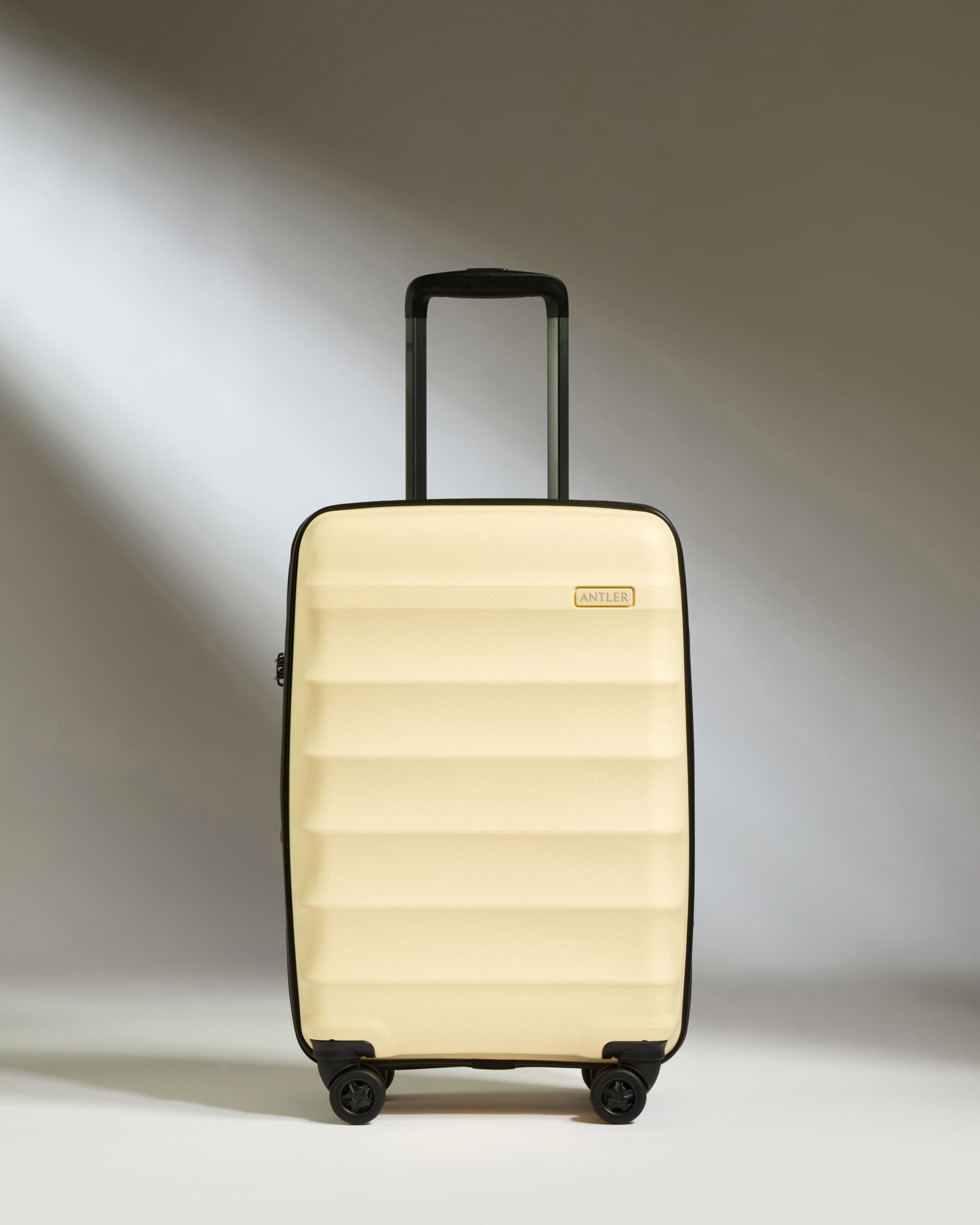 Suitcase Sale & Offers | Cabin Bags, Suitcase & Travel Bags – Antler UK